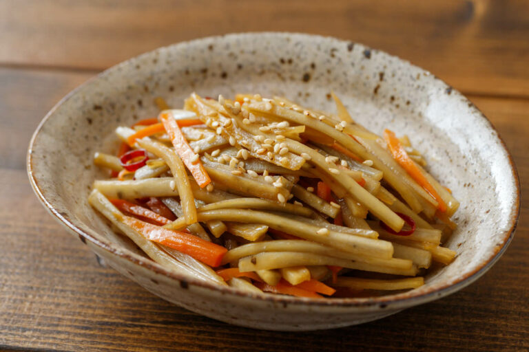 Burdock: growing, care & benefits - Plantura